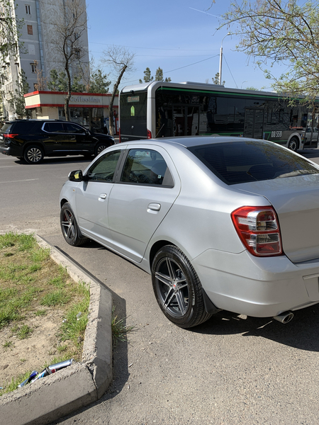 Мошинани айби йук топ тоза краскаси