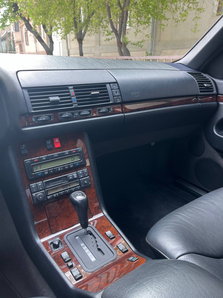 Mercedes Benz  S320