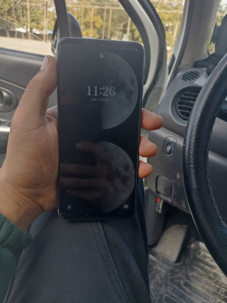 Samsung m32 5G holati yaxshi