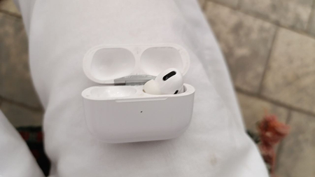 Yangi DUBAYSKI  Airpods endi bizda Yangi