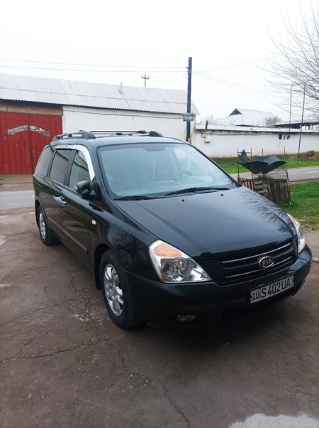 Kia Carnival 2007 yil