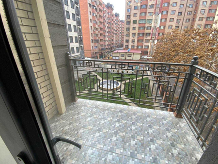 Продается квартира  3 ком  83 м2