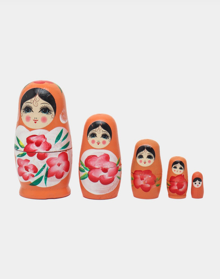 Bolalarning sevimli o'yinchog'i matroshka