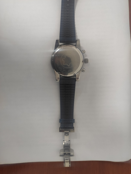 Продаются ручные кварцевые часы Montblanc