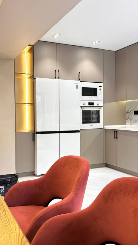Продам свою квартиру на Ц4 новая 120м2