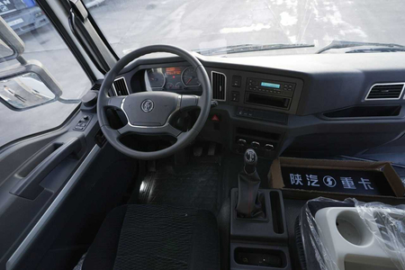 Автофургон Shacman L3000 6x4 9 Metr