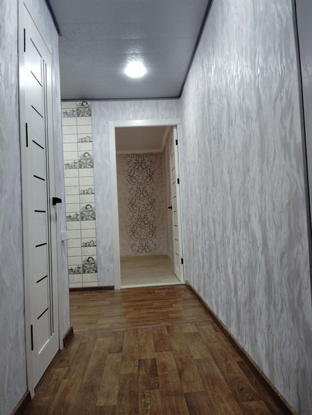Продам 1х2ком 1этаж 2этажки с шикарным ремонтом возле 5 станции метро