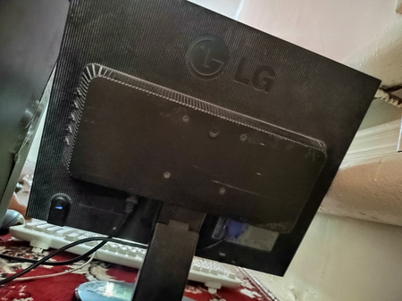 LG Windows 7  150$ Toza 4 yil ishlatilgan Manzil Xorazm Vo