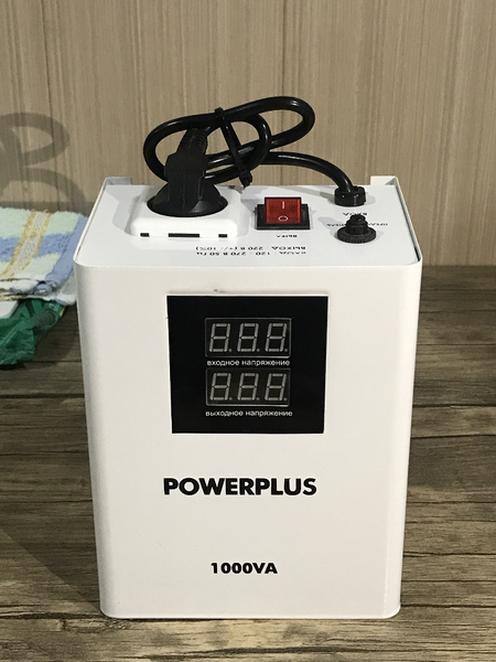 Stabilizator Powerplus 500 VA