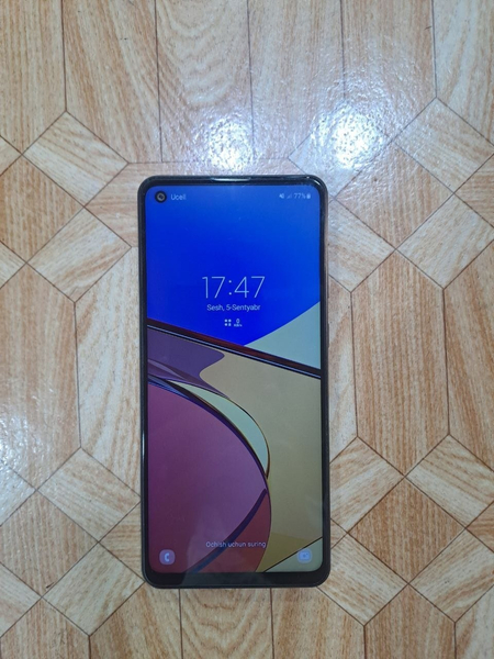A21S telefon 32 xotira 10x camera