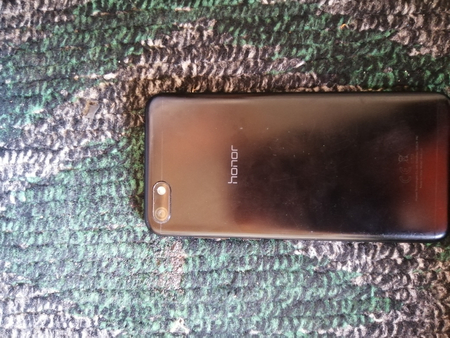 Honor 7a sotiladi srochna