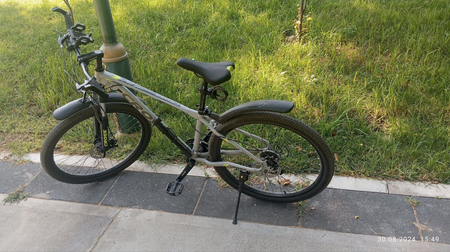Velik, velosiped CROSS 27.5 razmer