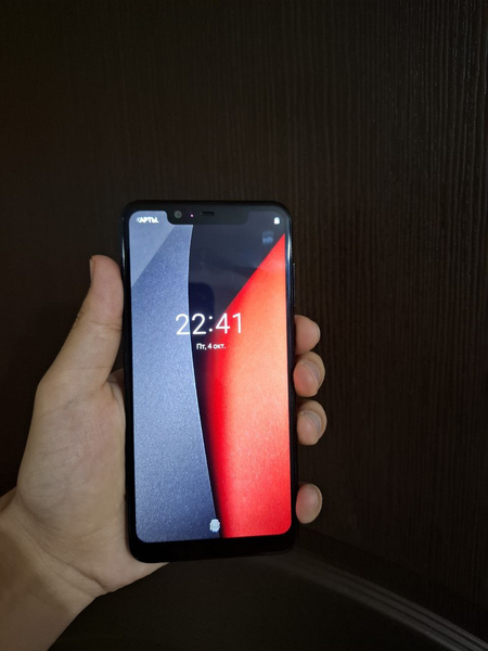 BQ Aurora SE yaxshi telefon koʻp ishlatilmagan. Ideal holatda