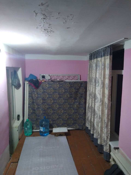 Продаётся 2х комн квартира на 1 этаже Ор-р Крытый рынок Альянс