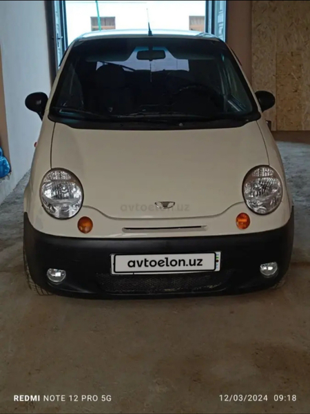 Matiz mashinasi.