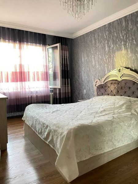 Улица Ахмада Дониша 11-квартал Трехкомнатная квартира Юнусабад (J3393)