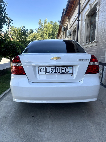 Nexia 3 nasiya savdoga beriladi