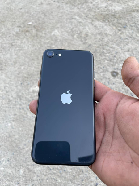 Iphone se 2020 srochna