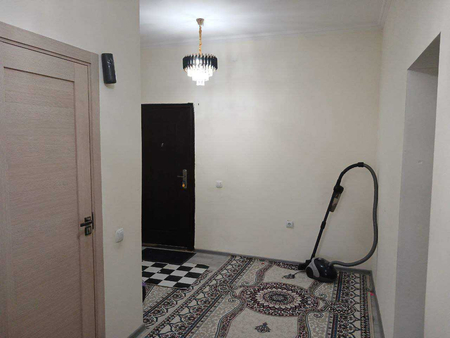 Uy sotiladi 2xonali Qorasuv massivi 25 etajida