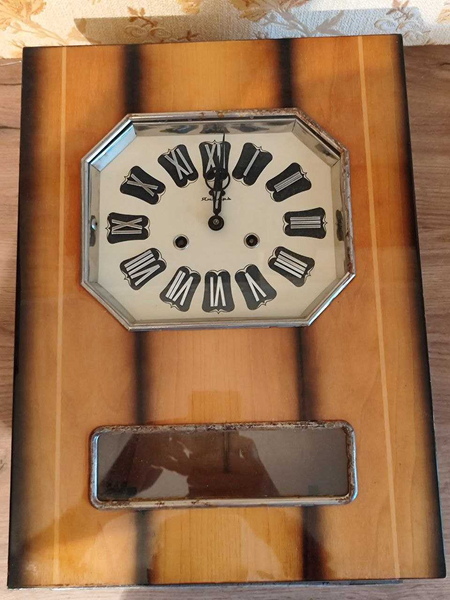 Часы янтарь. 90е года