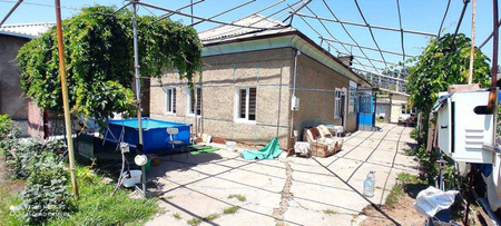 Nurafshon shahri Chig'iriqda 12sotixlik xonadonimiz sotiladi.