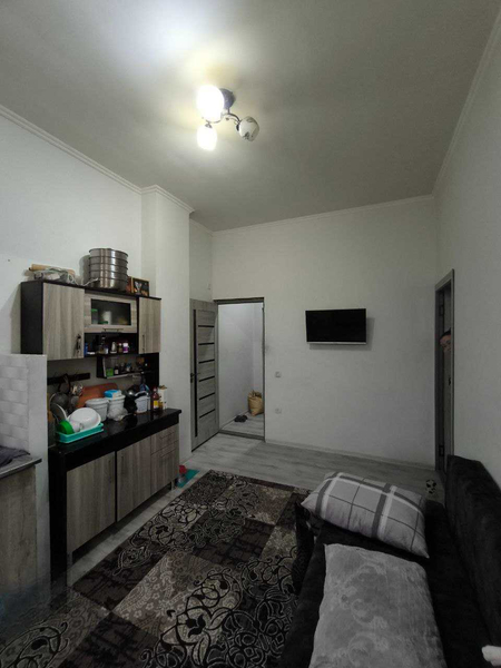 Продается квартира паркентский риезий 2/4)4 40м²
