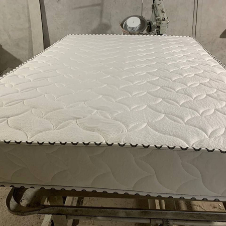 Matras matras 140 $ 165 $ 190$
