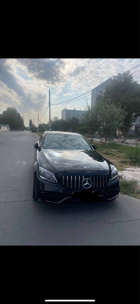 Mercedez benz - 205