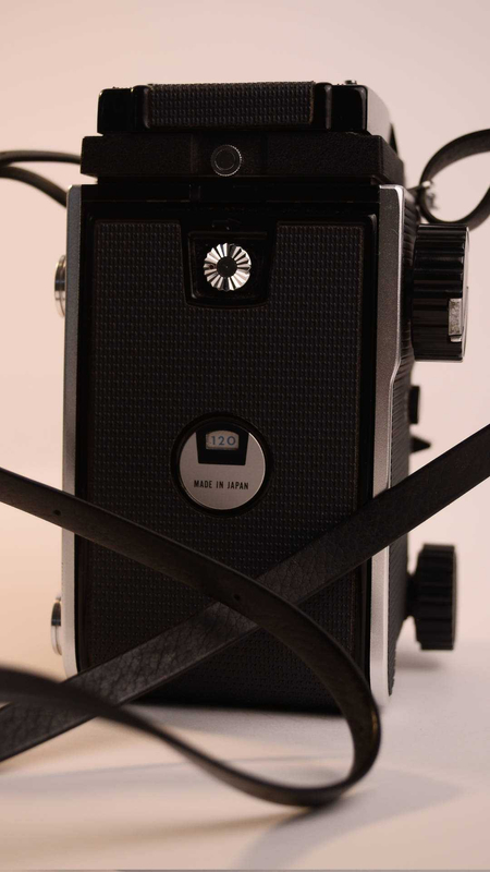 Пленочный фотоаппарат MAMIYA C220 (120 тип - 6х6) в наличии два