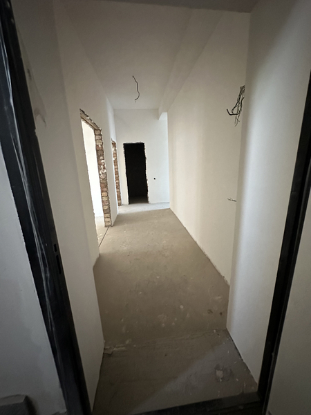Obinazir navastroykada kv sotiladi