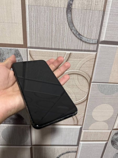 Iphone 11 pro max  256 гб