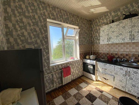 Срочно продается квартира ! •