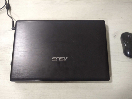 Ноутбук Asus X55V