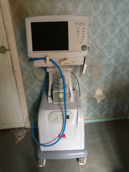 Аппарат ИВЛ для интенсивной терапии CWH-3010