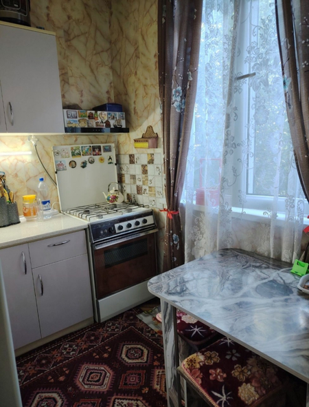 На 10 квартале Чиланзарского района продается квартира. 2/3/4