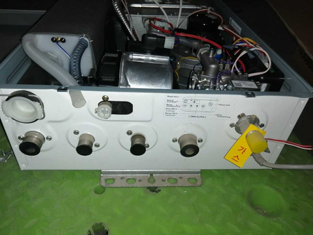 Продаётся Корейский двухконтурный газовый котел KITURAMI
