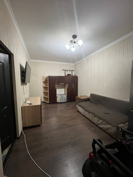 Юнусабод 8.кв 1х2/2/4 срочно квартира