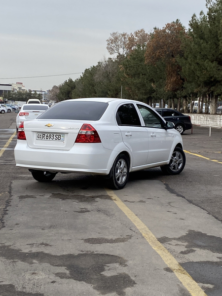 Nexia 3 A/T 2022