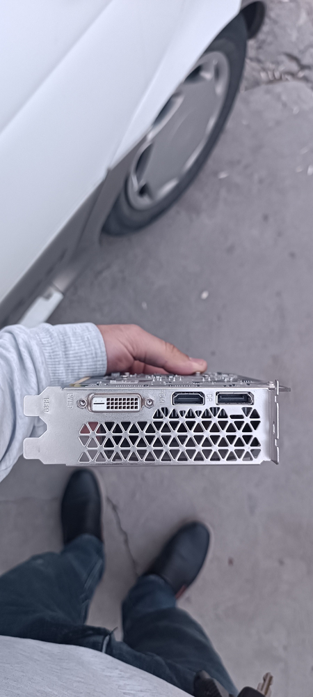 Gtx 1650 4gb  sotiladi