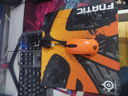 Продам игровую мышку Microsoft 1.1 Microsoft 3.0 steelseries kinza