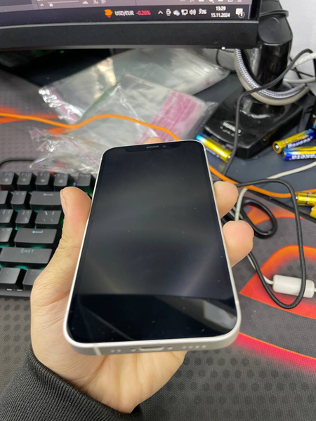 Iphone 12 mini 64gb 71 yomks holati idyal