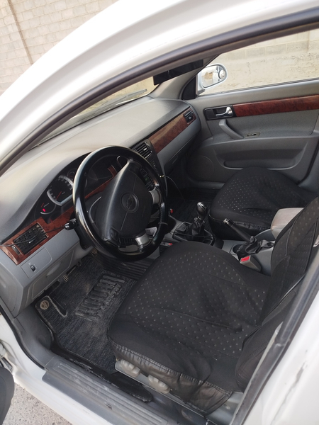 Srochna Moshina Sotiladi Lacetti 1.8