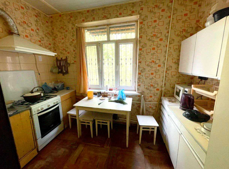 Продается квартира Бий буюк ипак йули метро 3/3/3 85м²