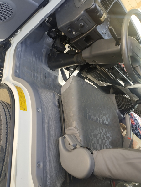 ISUZU Salarka furgon