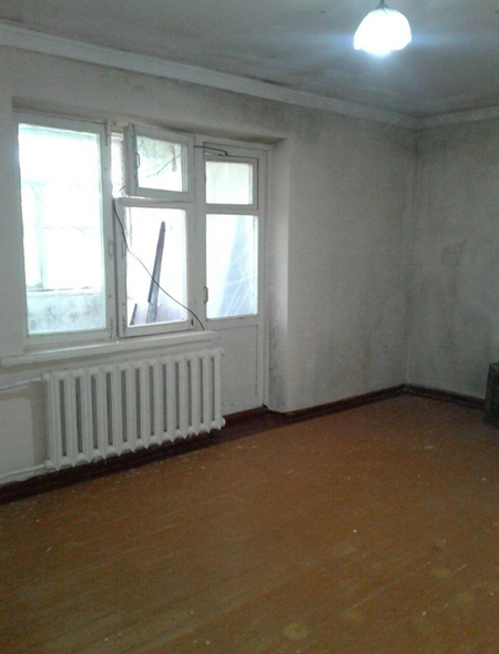 Г. Чирчик район хокимият! Продается квартира 3/4/4  балкон