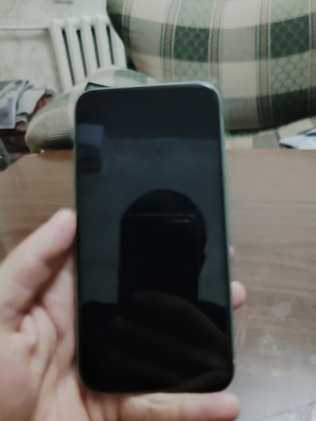 iPhone 11 sotiladi