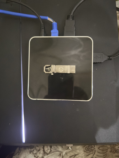 PlayStation 4  11.00 Uchun Tv Box