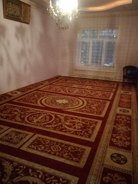 Uchaska hovli sotiladi ozimizzi uy maklermas
