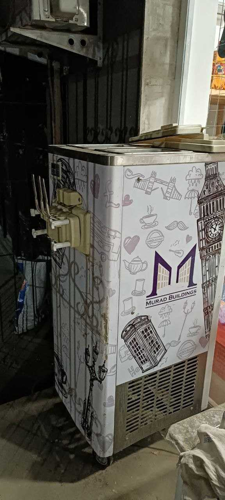 Muzqaymoq apparat freyzer 220li alo xolatda sotiladi
