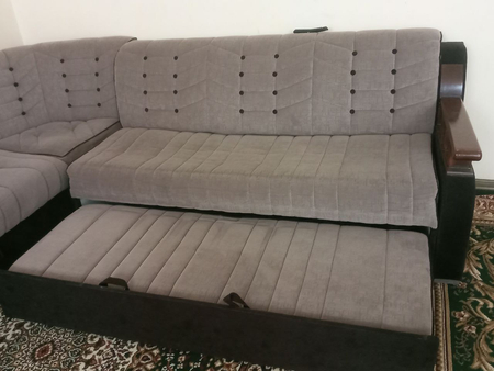 Mehmonhona ga Ugolok